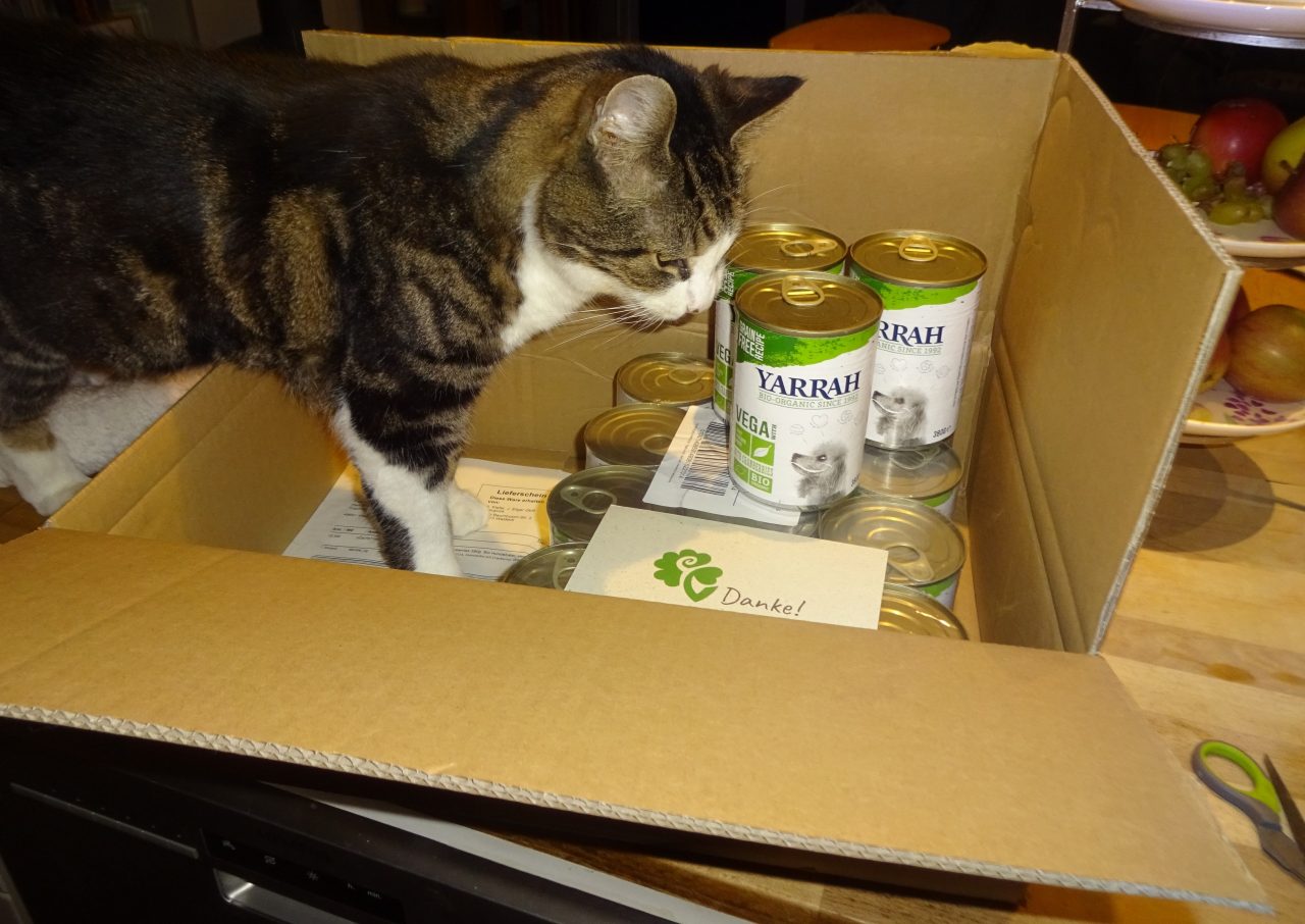 Was unsere Tiere essen - Mit Tieren leben e.V.